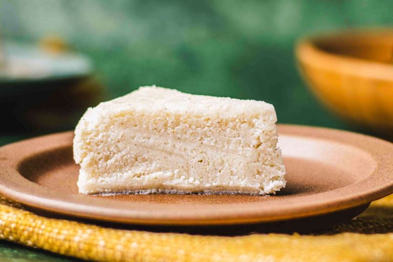 How to make Ugali, East Africa's Beloved Stiff Porridge - Mashhad ...